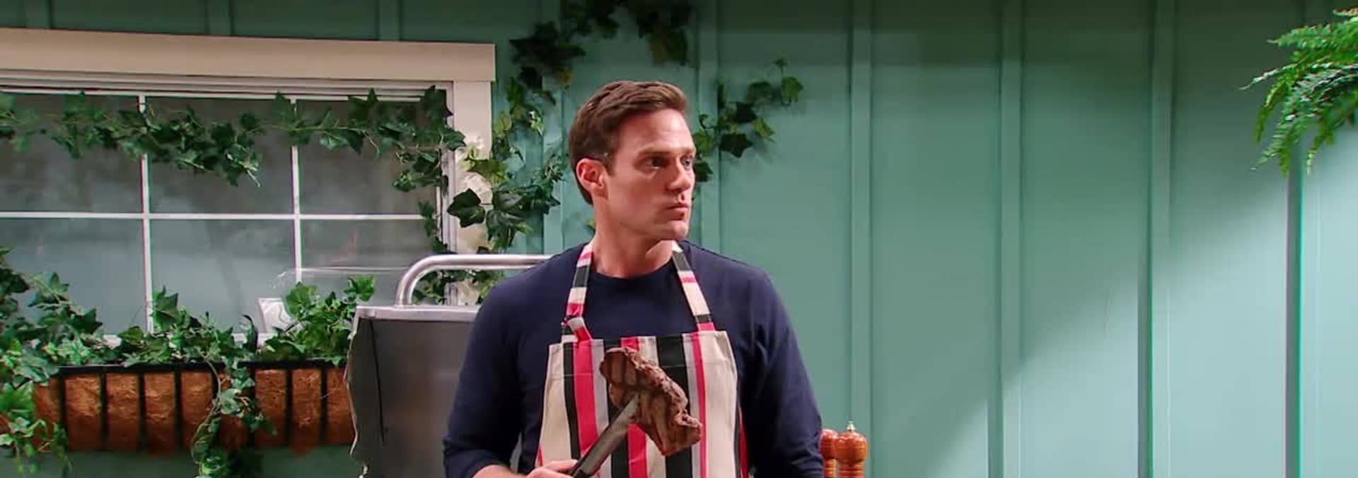 Watch The Stanley Dynamic S02:E13 - The Stanley Houseguest - Free TV ...