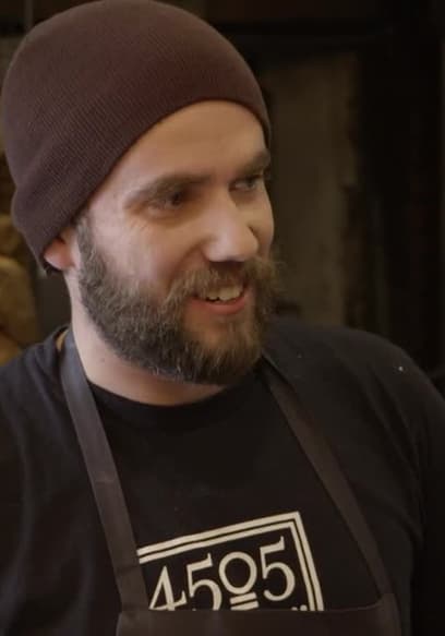 Watch Best in Chow S02:E21 - Hot Dog Wars: San Francisco - Free TV ...