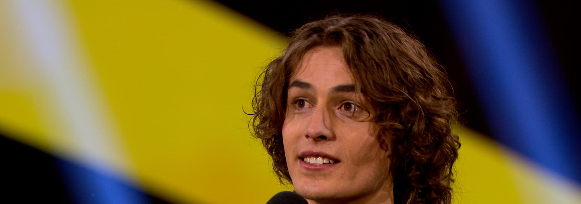 Watch Don’t Forget the Lyrics S03:E06 - You Can't Judge a Book! - Free TV Shows | Tubi