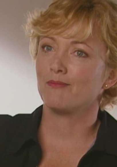 Watch The Call S01:E02 - The Newsroom - Free TV Shows | Tubi