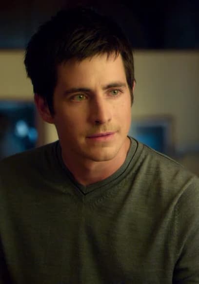 Watch The Listener S01:E05 - Lisa Says - Free TV Shows | Tubi