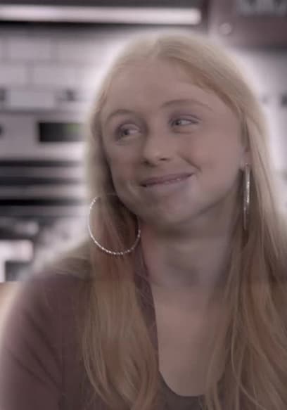 Watch Deadbeat S02:E03 - Ghosts Just Wanna Have Fun - Free TV Shows | Tubi