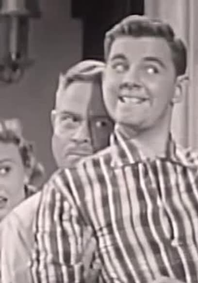 Watch Meet Corliss Archer S01:E35 - Harry the Photographer - Free TV ...