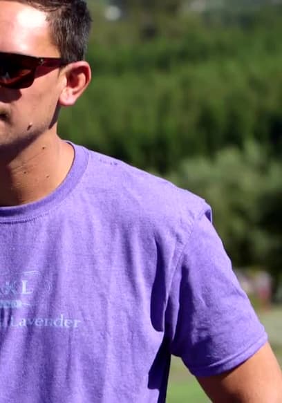 Watch Simply Ming S14:E18 - Hawai'i - Isaac Boncaco - Free TV Shows | Tubi