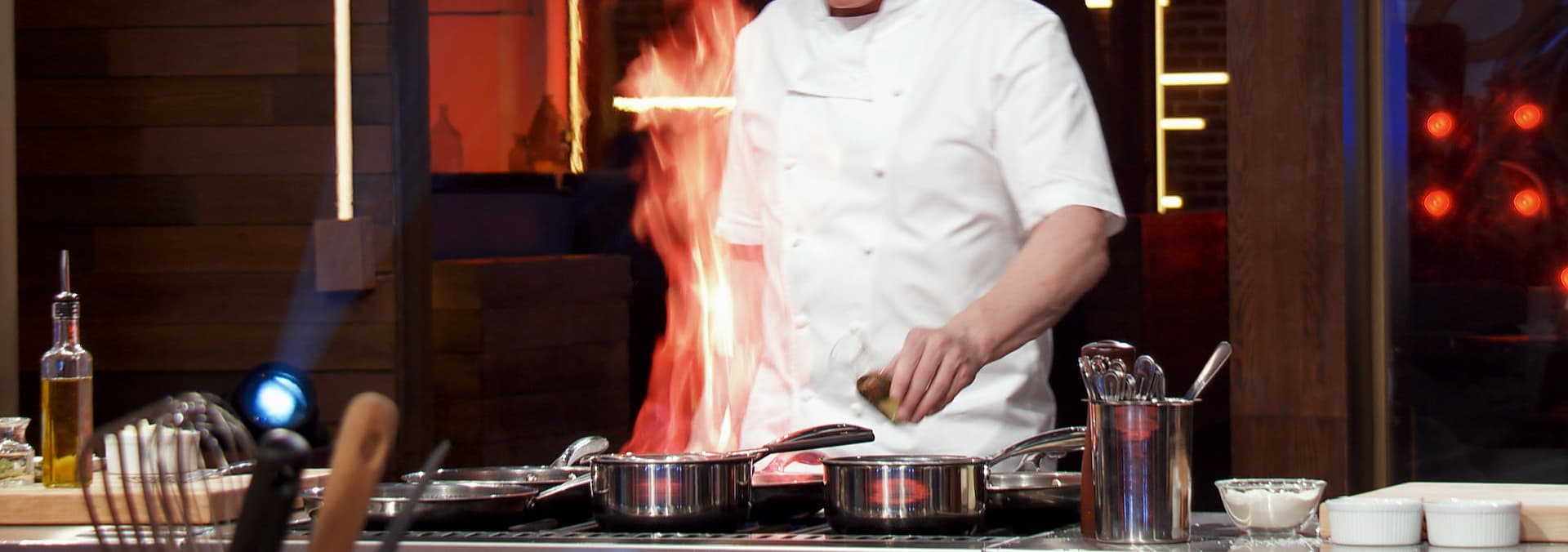 Watch MasterChef: Generations S14:E17 - Semi Final - Free TV Shows | Tubi