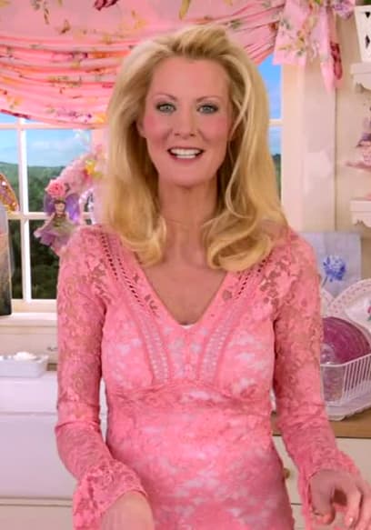 Watch Semi-Homemade Cooking With Sandra Lee S08:E10 - Fairy Princess ...