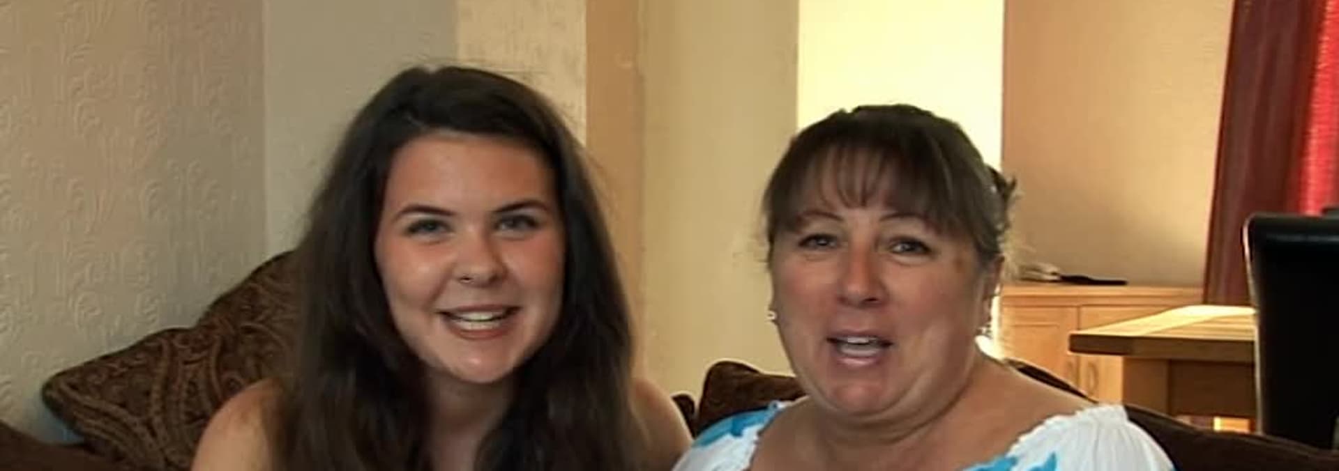 Watch 60 Minute Makeover S08:E17 - Loughton - Free TV Shows | Tubi