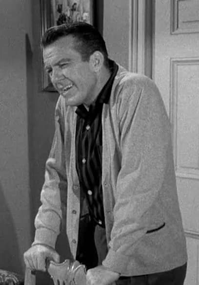 Watch Leave It to Beaver S01:E21 - Cleaning Up Beaver - Free TV Shows ...