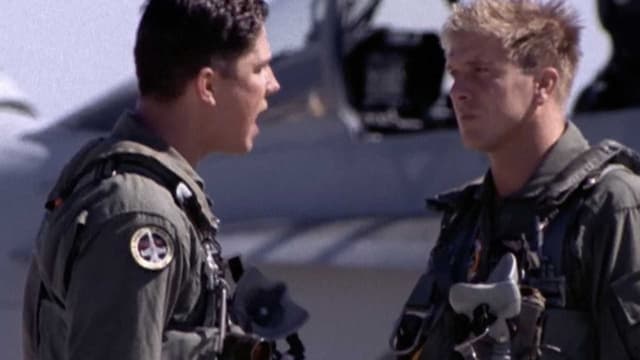 Watch Pensacola: Wings of Gold S03:E04 - Call to Glory - Free TV Shows ...