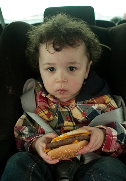 Watch Fast Food Baby S01:E01 - Pilot - Free TV Shows | Tubi