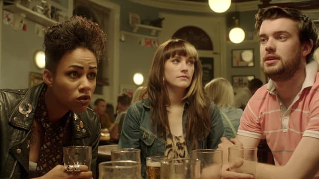 Watch Fresh Meat S02:E05 - Episode 5 - Free TV Shows | Tubi