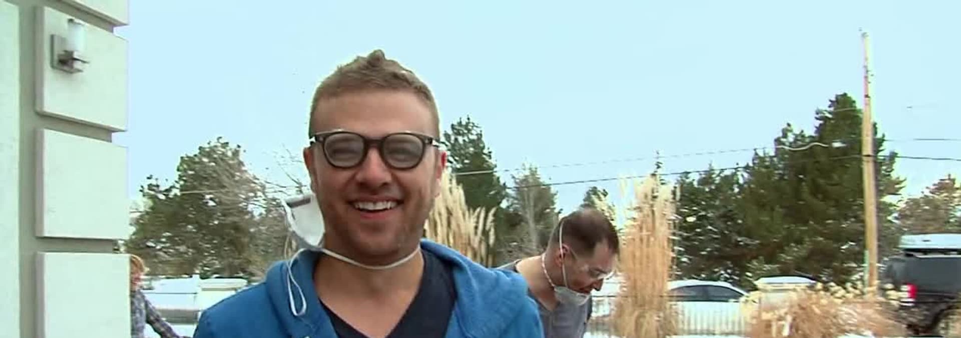 Watch Bath Crashers S09:E10 - Mile High Ceiling - Free TV Shows | Tubi