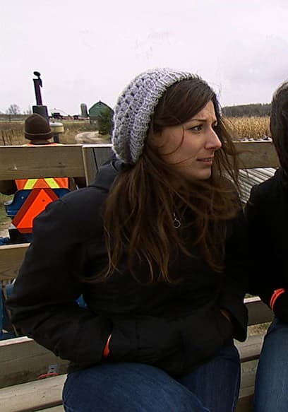 Watch Rich Groom Poor Groom S01:E11 - Sir Groom A-Lot - Free TV Shows ...