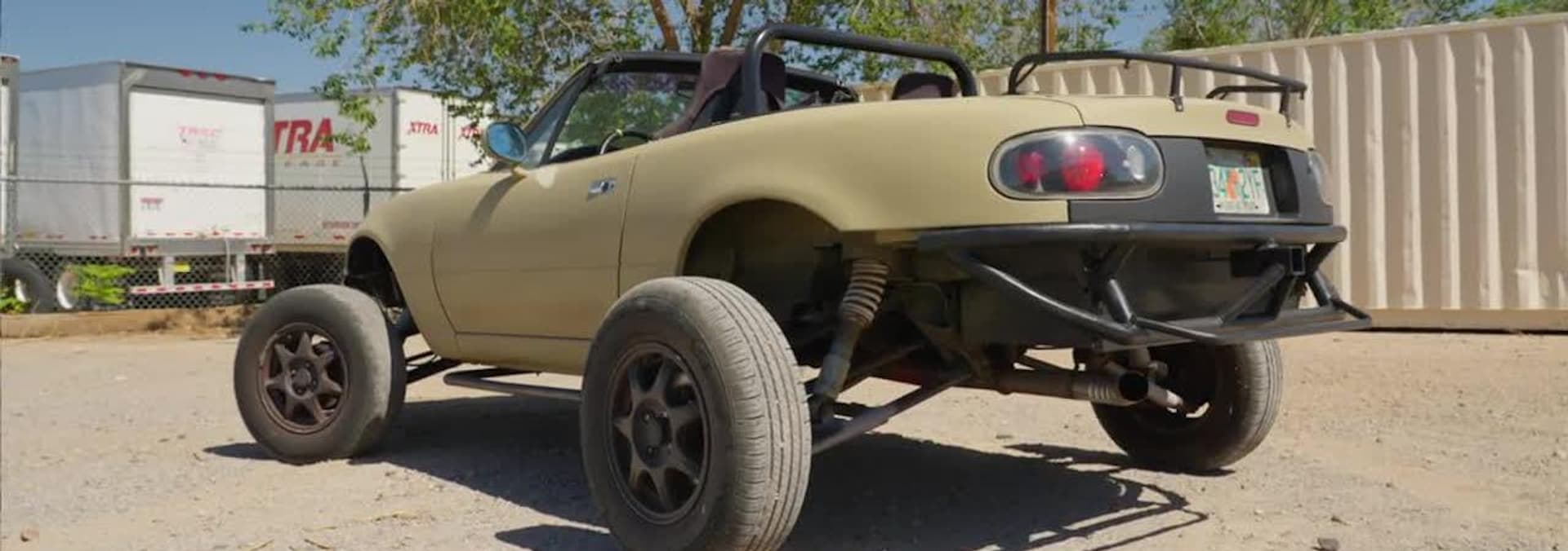 Watch Runs Good S02:E09 - Rebuilding a Sand Runner Miata - Free TV ...