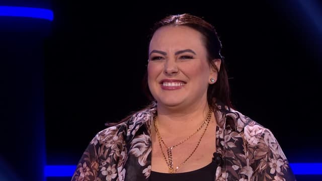 Watch Don’t Forget the Lyrics S03:E11 - Is There a Doctor in the House? - Free TV Shows | Tubi