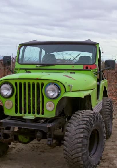 Watch Roadkill Garage S04:E02 - Jeep Thrills: Meet the BJ-5 - Free TV ...