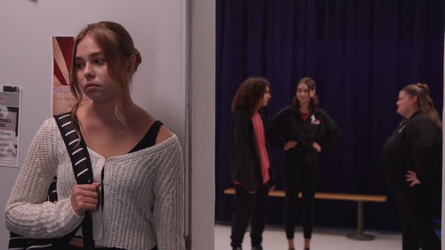 Watch Chicken Girls S10:E02 - Second Try - Free TV Shows | Tubi