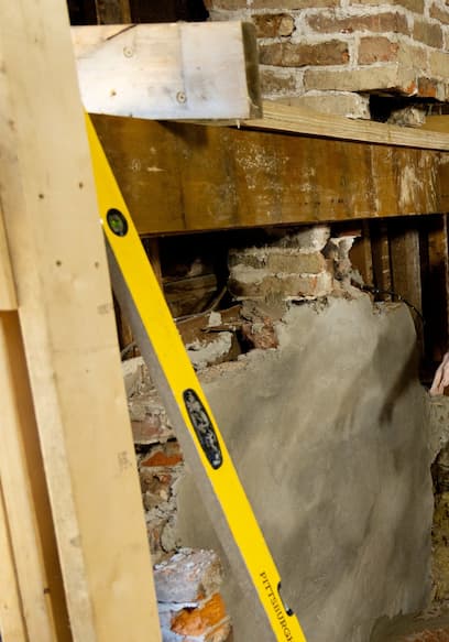 Watch This Old House S44:E18 - First Period Gambrel: Careful ...