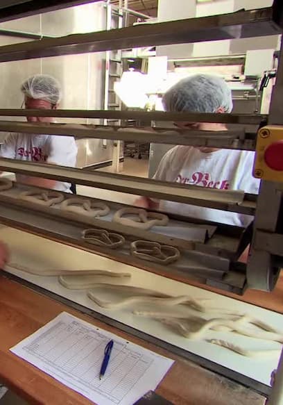 Watch Making Stuff S02:E206 - Pretzels - Free TV Shows | Tubi