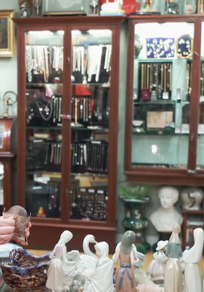 Watch Antiques Road Trip S27:E23 - Catherine Southon and Phil Serrell ...