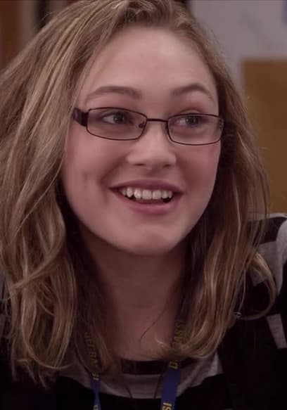 Watch Degrassi: The Next Generation S12:E280 - Walking on Broken Glass ...