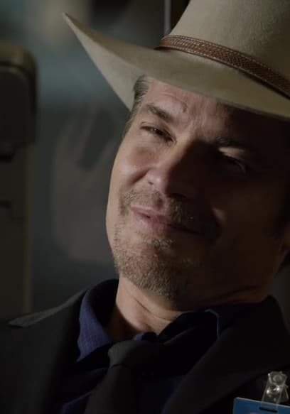 Watch Justified S06:E01 - Fate's Right Hand - Free TV Shows | Tubi