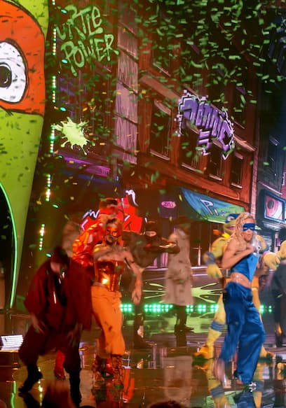 Watch The Masked Singer S14:E04 - Teenage Mutant Ninja Turtles Night ...