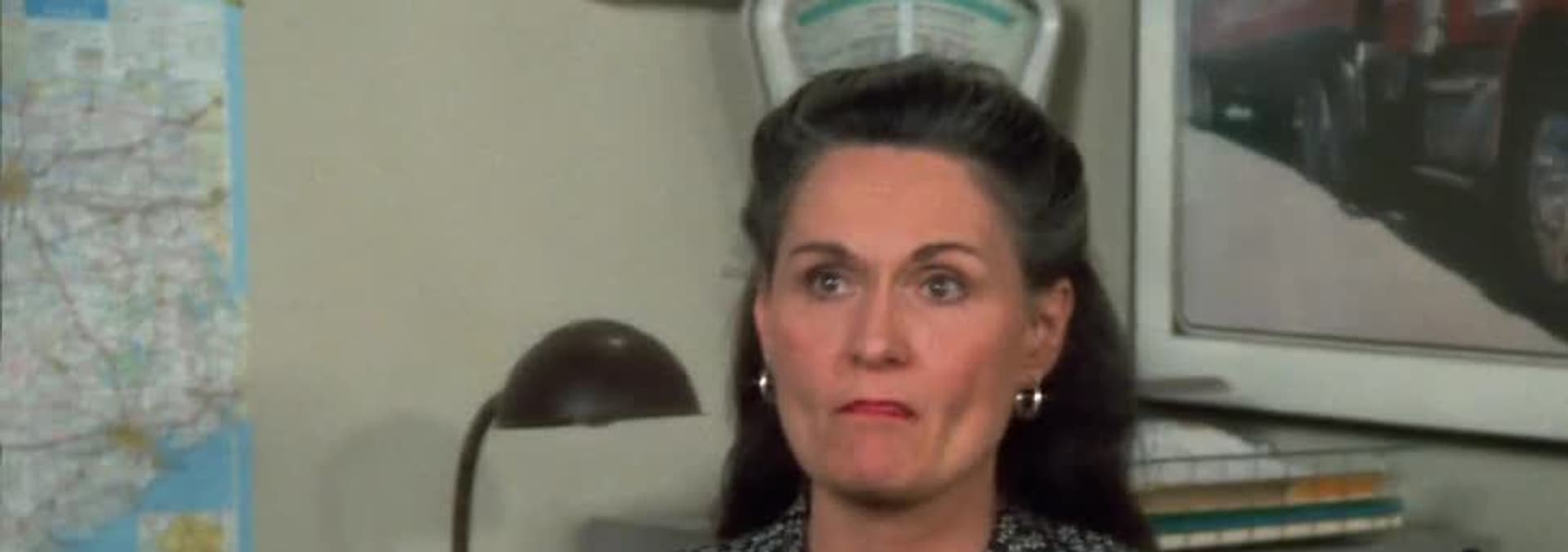 Watch Murder, She Wrote S10:E19 - Roadkill - Free TV Shows | Tubi