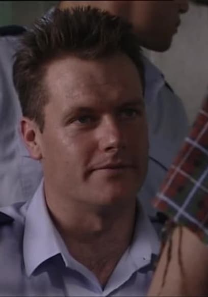 Watch Blue Heelers S04:E34 - Under Seige - Free TV Shows | Tubi