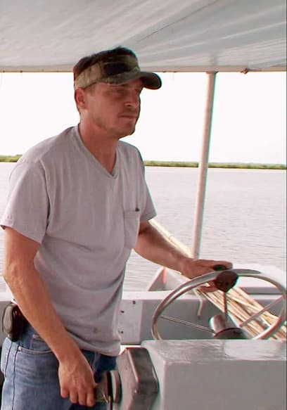 Watch Swamp People S01:E07 - Swamp Wars - Free TV Shows | Tubi