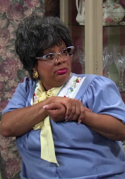 Watch Love Thy Neighbor S02:E01 - Sarah - Free TV Shows | Tubi