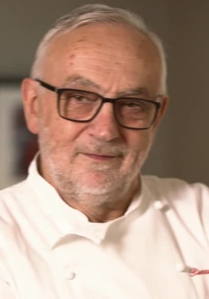 Watch Yes Chef S01:E15 - Friday Final Number Three - Free TV Shows | Tubi