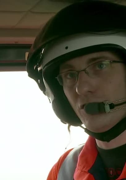 Watch Helicopter ER S01:E24 - Episode 24 - Free TV Shows | Tubi