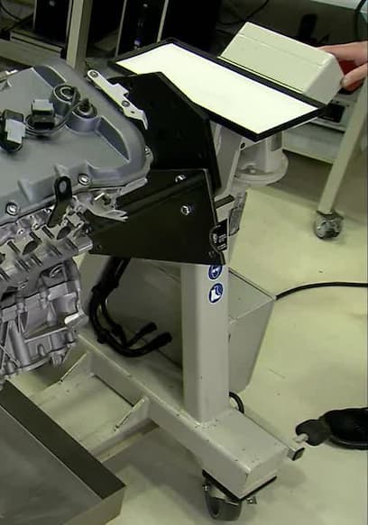 Watch How It's Made: Dream Cars S02:E01 - Bugatti Veyron - Free TV ...