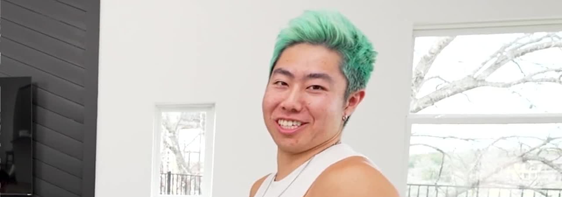 Watch ZHC S07:E15 - Best Oil Pastel Art Wins $5,000! - Free TV Shows | Tubi