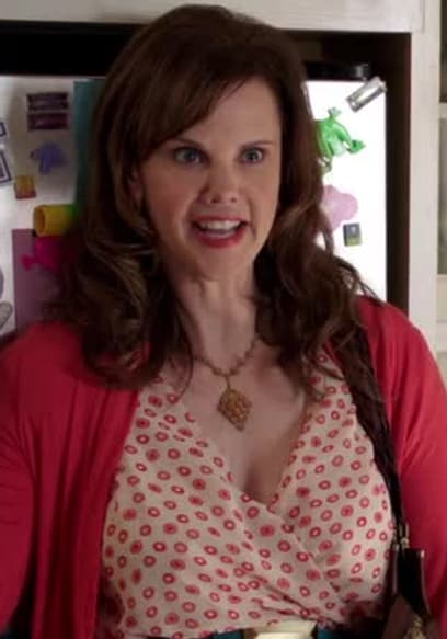 Watch Bunheads S01:E03 - Inherit the Wind - Free TV Shows | Tubi