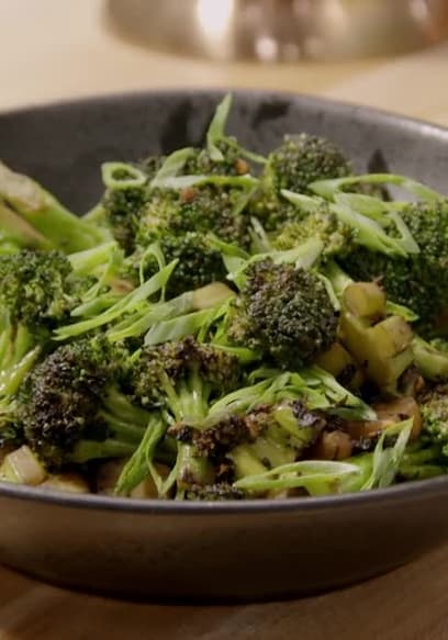 Watch Christopher Kimball's Milk Street S03:E05 - The Secrets of Stir ...