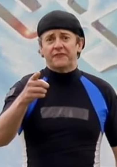 Watch Total Wipeout UK S02:E12 - Celebrity Specials 2 - Free TV Shows ...