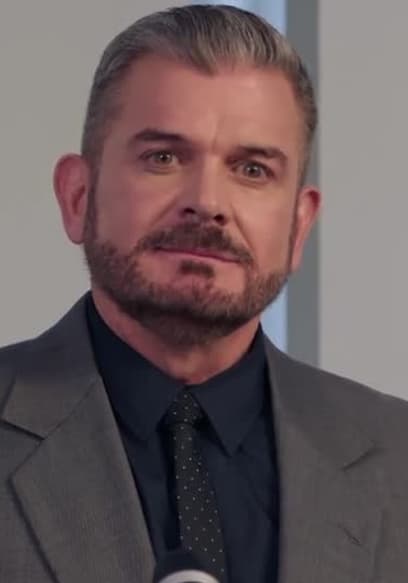 Watch Amores que engañan S02:E12 - Talento Robado - Free TV Shows | Tubi