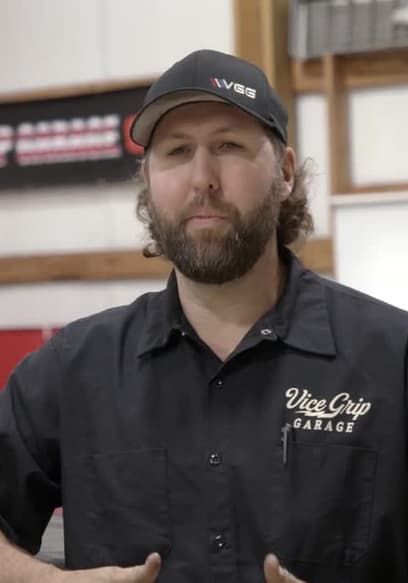 Watch Roadworthy Rescues S02:E02 - Jeep J-Too Sketchy - Free TV Shows ...