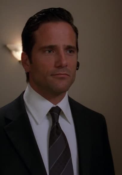 Watch Nip/Tuck S05:E11 - Kyle Ainge - Free TV Shows | Tubi