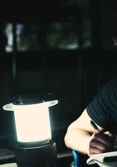 Watch Kindred Spirits S04:E01 - School Spirit - Free TV Shows | Tubi