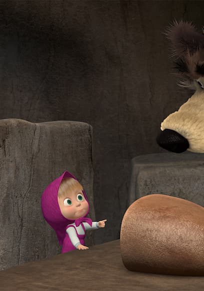 Watch Masha and the Bear S02:E06 - Sabre-Toothed Bear / Variety Show ...