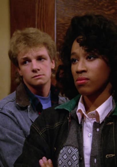 Watch MacGyver S03:E09 - Hell Week - Free TV Shows | Tubi