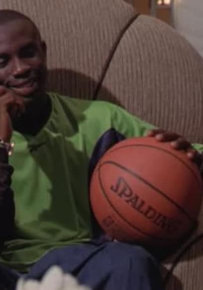 Watch V.I.P. S01:E08 - Val Got Game - Free TV Shows | Tubi