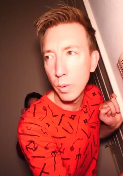 Watch Chad Wild Clay S01:E01 - Breaking Into the World's Most Evil ...