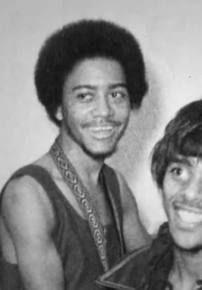 Watch Unsung S03:E04 - The Bar-Kays - Free TV Shows | Tubi