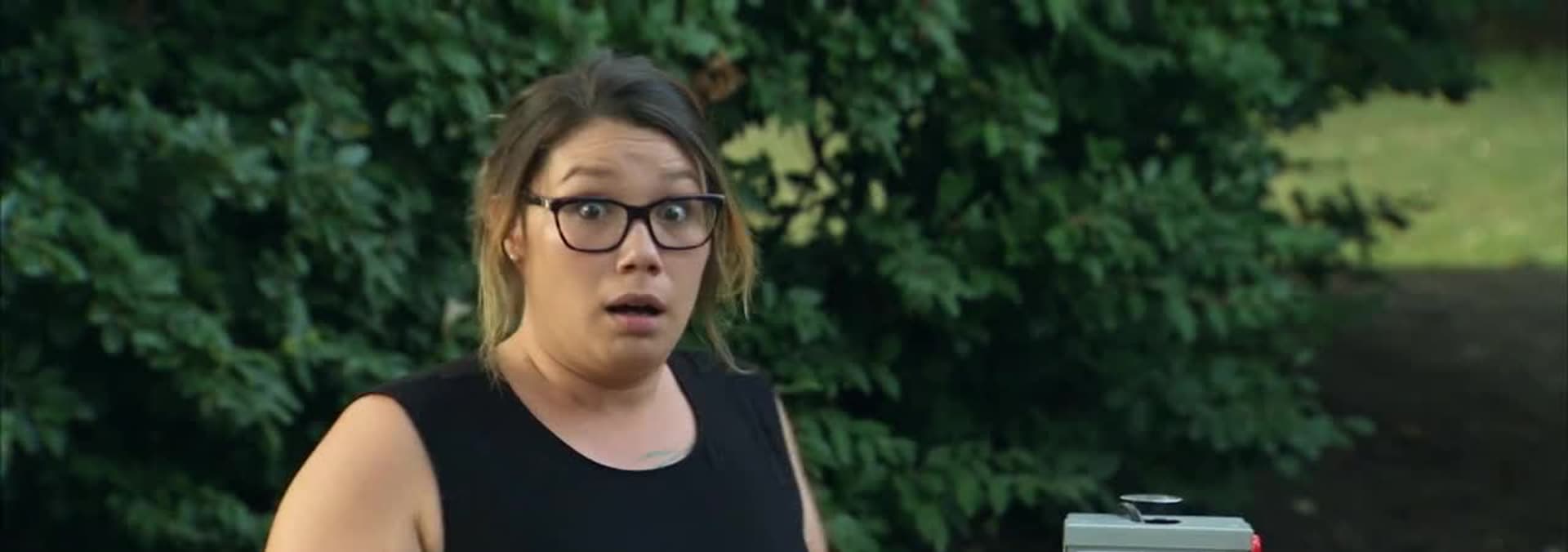 Watch Just for Laughs Gags S17:E15 - Little Girl Raises the Dead - Free ...
