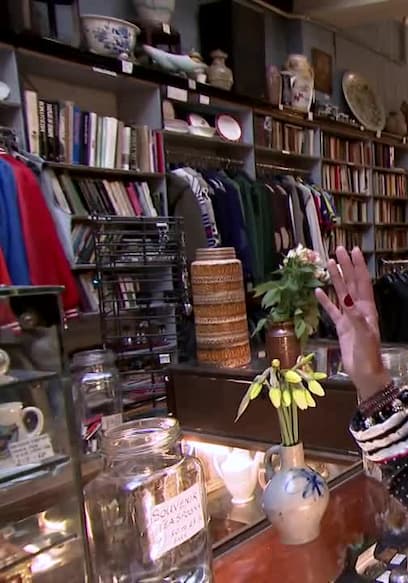 Watch Antiques Road Trip S17:E18 - James Braxton and Arusha Irvine, Day ...