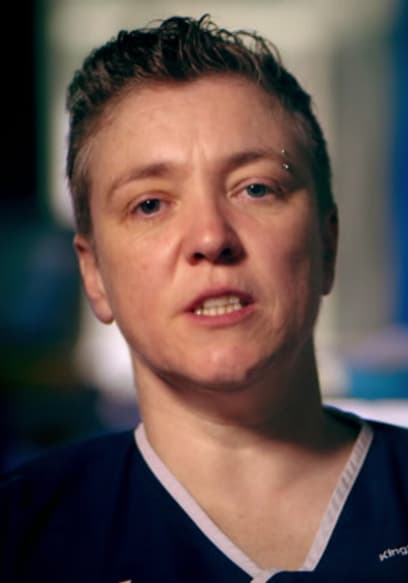 Watch 24 Hours in A&E S04:E03 - Tough Love - Free TV Shows | Tubi